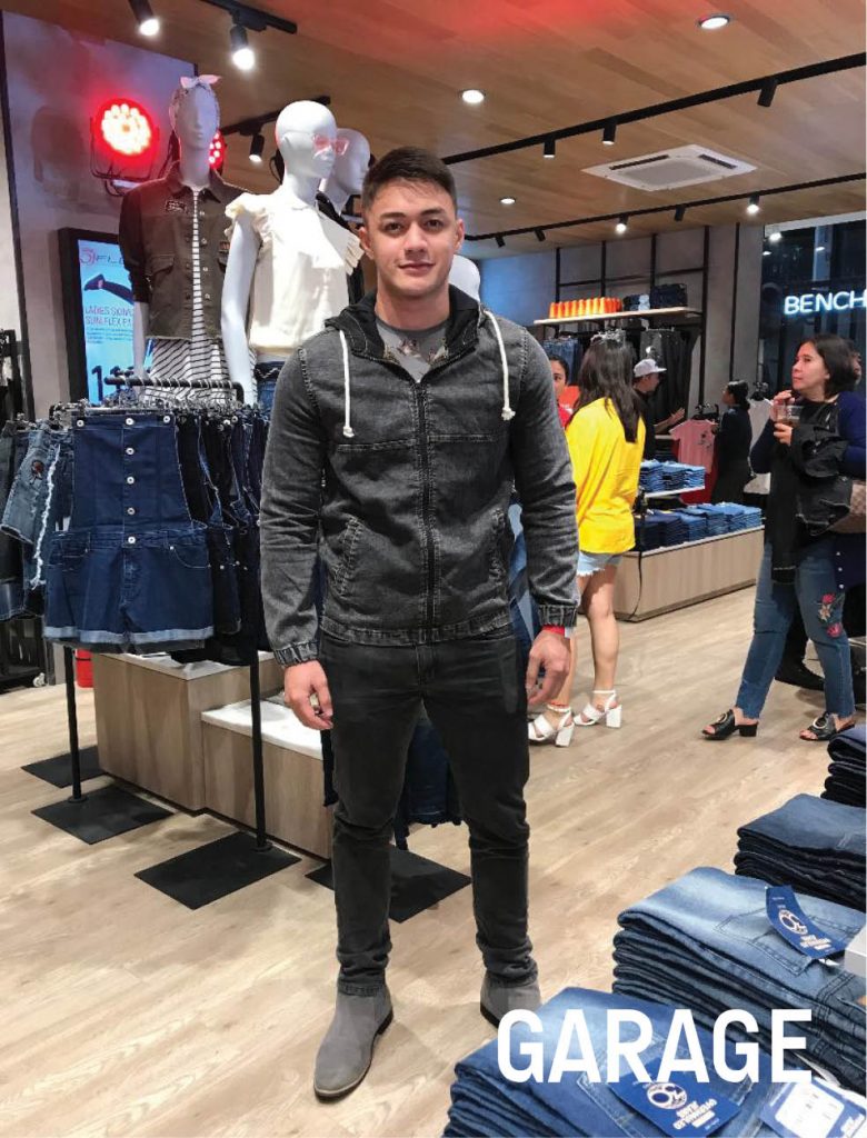 Brooklyn Beckham met fans (and did some DIY fashion) at the Bench ...