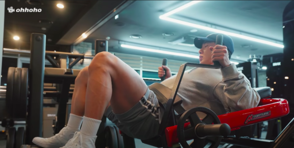 Here’s how to get Wonho’s power thighs - Garage