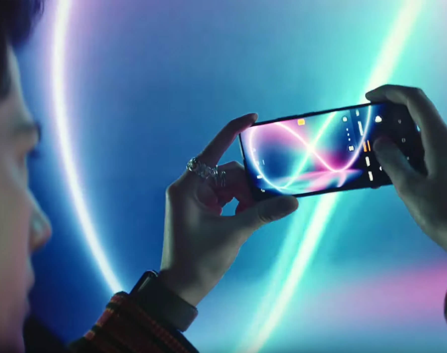 Need a phone upgrade? Take advantage of this smartphone bundle promo ...