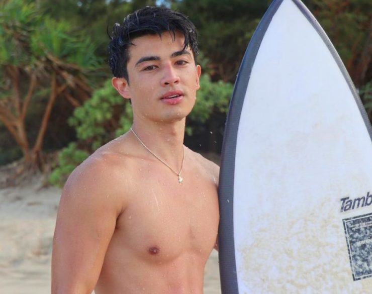 Hanging loose in Hawaii with Andre Brouillette - Garage