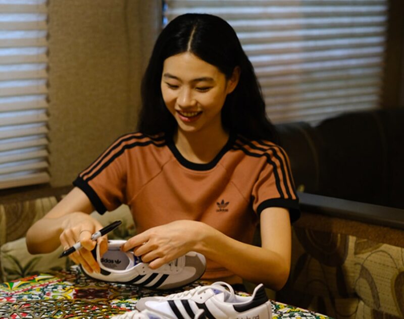 Here’s how you can win shoes signed by Jennie of Blackpink and actress ...